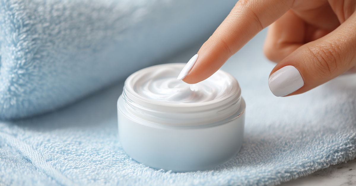 How Zinc-Based Formulas Help Sensitive and Reactive Skin - On ...
