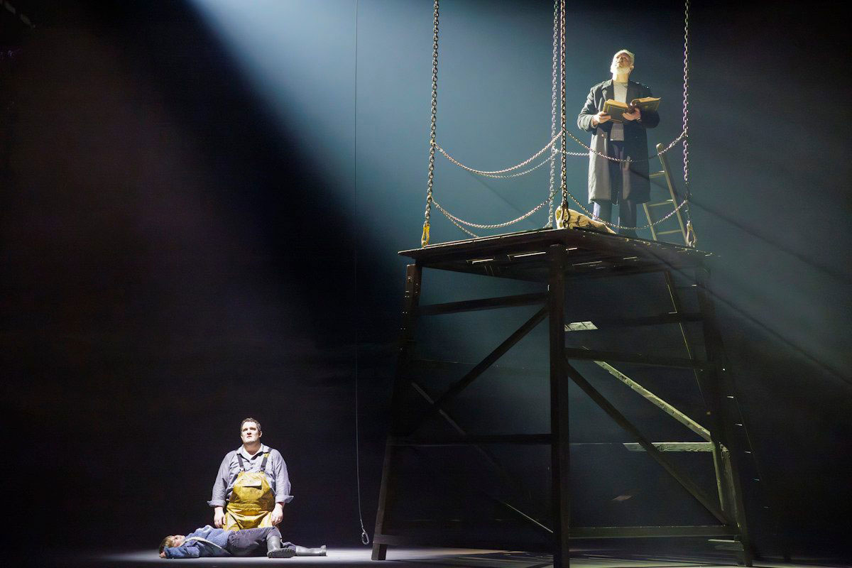 Peter Grimes [Opera North] – Review – Leeds Grand Theatre - On ...