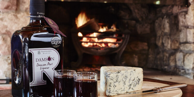 Yorkshire’s Own Port – Raisthorpe Manor’s Sloe and Damson Creations ...